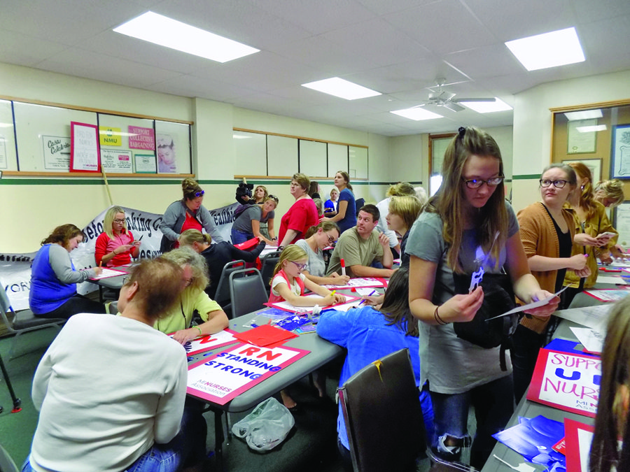 UPHS-Marquette nurses prepare signs for strike | News, Sports, Jobs ...